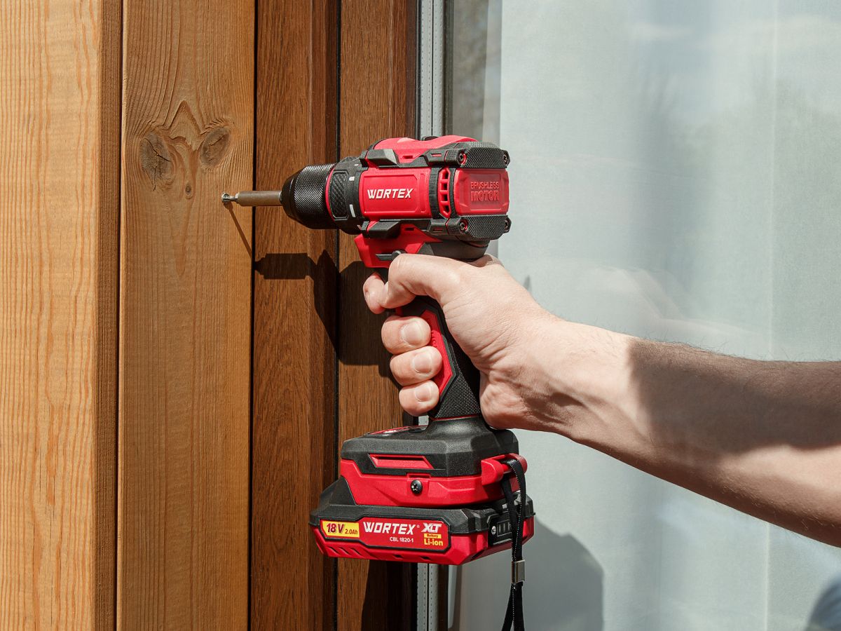 Аккум. дрель-шуруповерт WORTEX BD 2025 DLi в чем. ALL1 XLT БЕСЩЕТ, 18 В, 50 Н*м, 2х2 А*ч, БЗП 10 ...